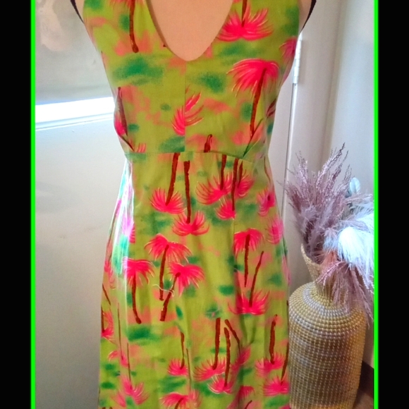 Key West | Dresses | Key West Halter Drees Palm Tree Print W Stretch ...